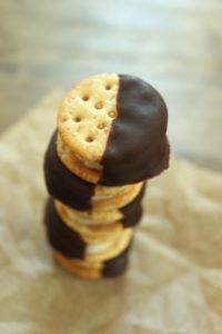 Chocolate-Dipped Peanut Butter Banana Cracker Bites