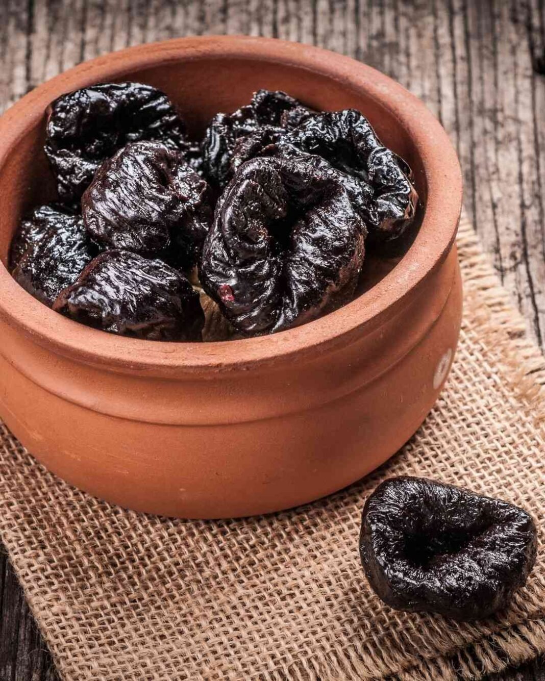 Are Prunes Healthy? A Comprehensive Guide